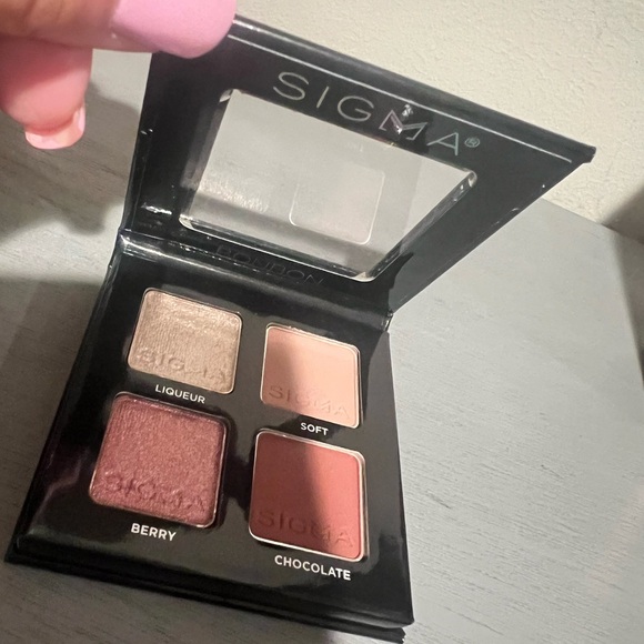 Sigma Beauty | Makeup | New Sigma Bonbon Eyeshadow Palette Gorgeous ...
